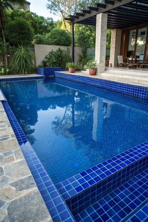 21 Stunning Dark Blue Pool Ideas For Your Home