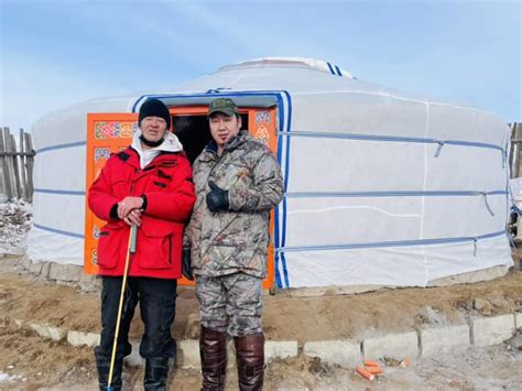 ВИДЕО Хайр 2000 төслийн залуус гэр нь галд шатсан өрх толгойлсон харааны бэршээлтэй эрэгтэйд