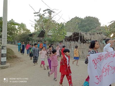 ကယ်တင်ရှင်မရှာ ဒို့ကျေးရွာ သပိတ် စစ်ကြောင်း စစ်အာဏာရှင် တော်လှန်ရေး ချီတက် ဆန္ဒပြ Khit Thit Media