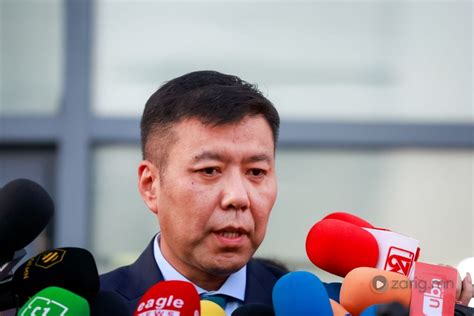 Г Занданшатар Нүүрсний хулгайтай тэмцэхийн тулд Б Энхбаярыг Хууль зүй дотоод хэргийн сайдаар