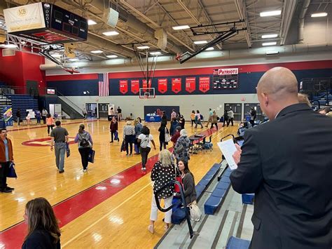 Rainbow Elementary School Homepage