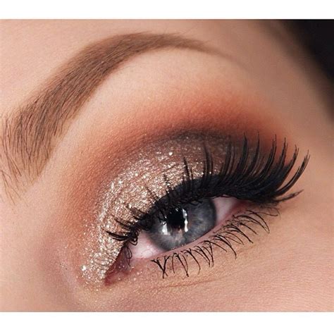 Makeup | Cuidado personal, Arreglos
