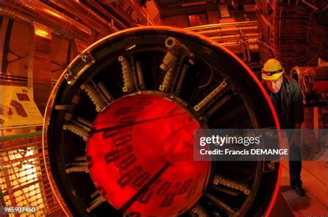 Atom Collision Photos And Premium High Res Pictures Getty Images