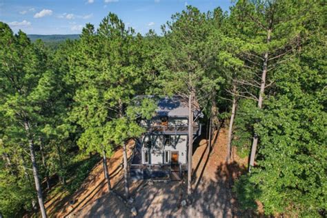 Treehouse Hangout Broken Bow Oklahoma Treehouse Hangout Broken Bow Oklahoma