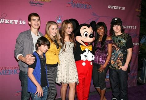 Miley Cyrus Best Miley Cyrus Sweet 16 Birthday Bash At Disneyland