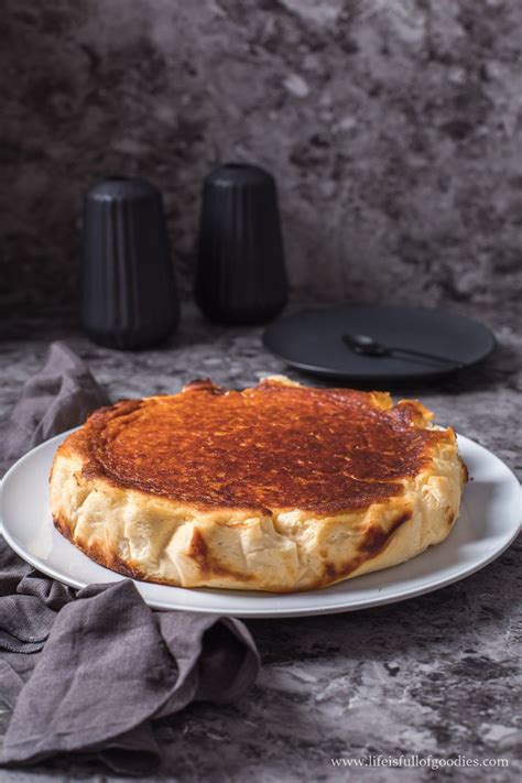 San Sebastian Cheesecake | Rezept | Zitronen desserts, Kochen und ...