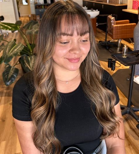 51 Transitioning To Wispy Bangs Hairstyles For Iconic Looks