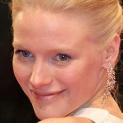 Laura Birn Height In Feet Cm How Tall