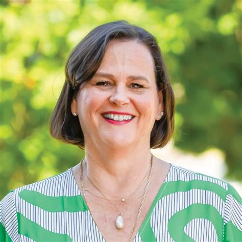 Anne Einarson Real Estate Agent At Harris Real Estate