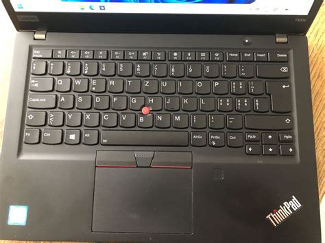 Top Thinkpad T S I U Ultra Docking Station Monitor Gebraucht In Hinterkappelen F R