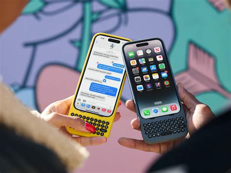 This Iphone Keyboard Gives You More Screen Space