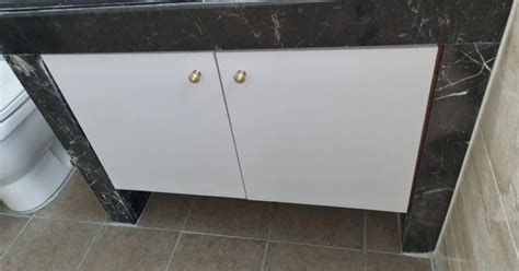 인테리어 필름 금방 끝날줄 알았는데 이게 일이 많았다는걸 알았습니다 사장님 덕분에 깨끗하게 공사가 끝나서 만족하고 있습니다