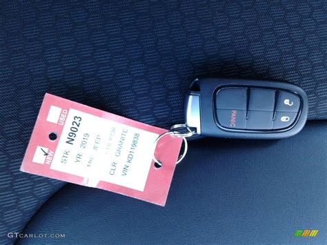 2019 Jeep Cherokee Latitude Plus Keys Photos GTCarLot Com