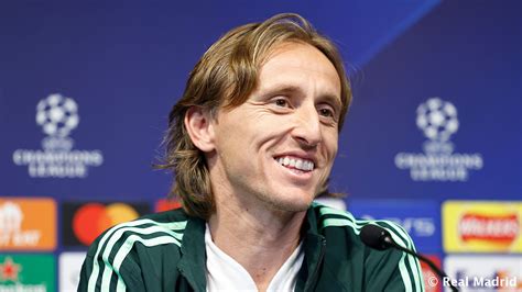 Modrić Je Nešťastný