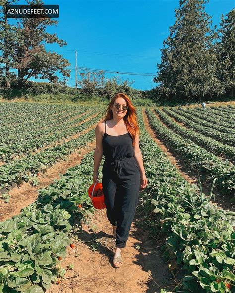 Ruby Gillett Feet Aznudefeet