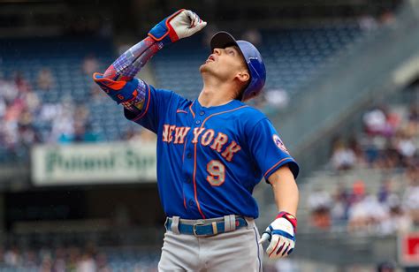 New York Mets Lock Up Nimmo For Eight Years Reports
