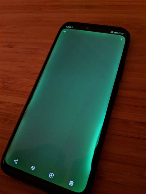 Huawei Mate 20 Pro Owners In Finland Can Get Replacement For Green Screen Phones Neowin