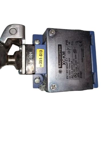 Schneider Electric Limit Switch Telemecanique Xckm Eniec At Rs 2100