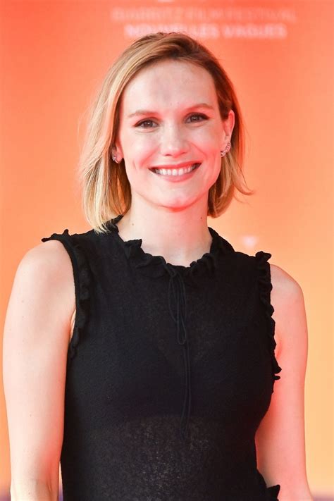 Picture Of Ana Girardot