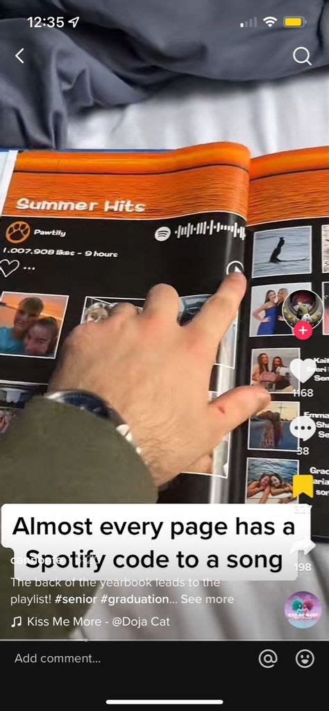 Spotify Yearbook Theme
