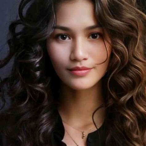 Vallen Grace Arojo Palmes