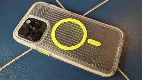 I Tested The Most Durable Iphone Case Apple Sells And It Has A Unique