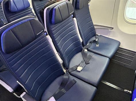 United Airlines 737 Max 9 Economy Plus Review Ewr To Pdx
