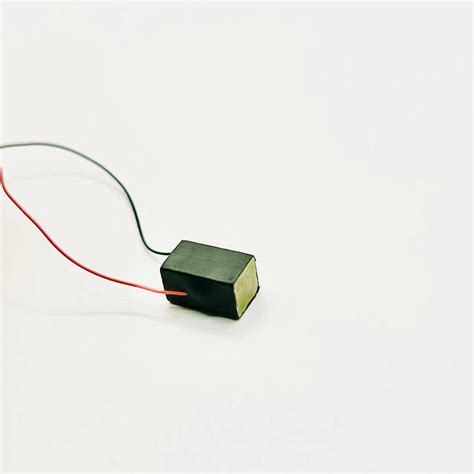 piezo actuators for precision positioning nanometer displacement