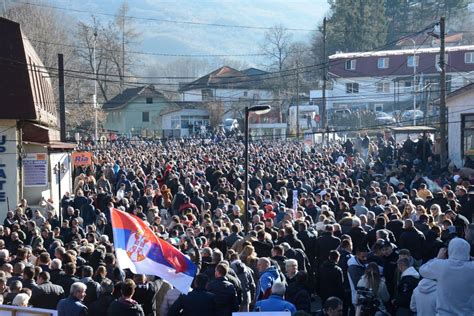 Невена Ђурић On Twitter Данас у Штрпцу више хиљада Срба који се у миру и слози на други дан