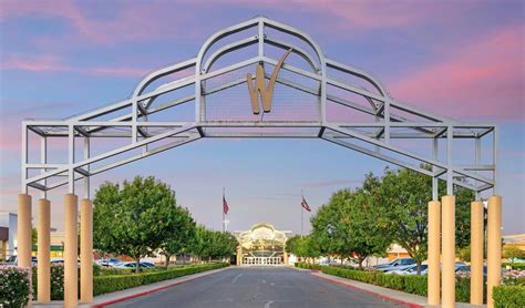 Weberstown Mall
