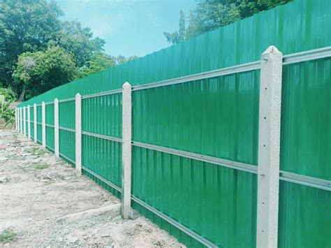 ช่วงนี้ลูกค้านิยมทำรั้ว เมทัลชีท กันเยอะมากครับ เป็นรั้วอันดับ🥇 ในช่วงนี้เลยครับ เลือกสีรั้วได้