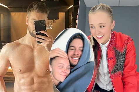 Jojo Siwa And Chris Hughes Spotted Kissing During Mexico Getaway Perez