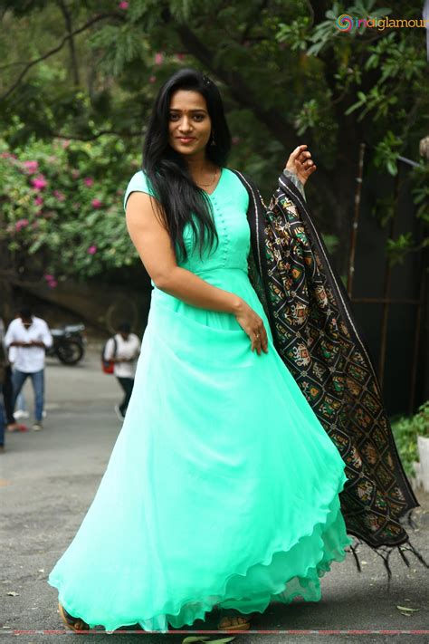 Rekha Nirosha Actress Hd Photosimagespics And Stills