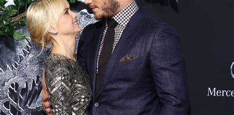 Chris Pratt La Star De Jurassic World Amoureux Face à Bryce Dallas