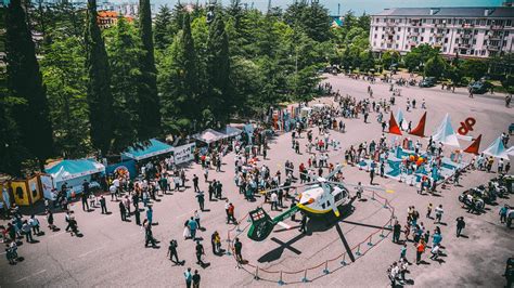 შინაგან შინაგან საქმეთა სამინისტრო ფოთში ცენტრალურ მოედანზე საქართველოს დამოუკიდებლობის