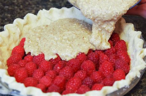 Pear Raspberry Pie