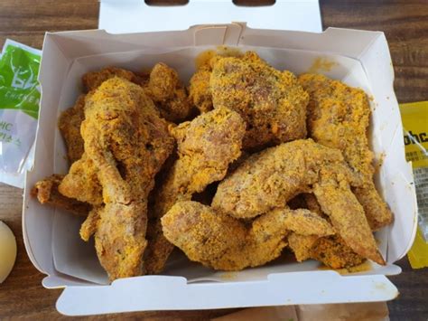 Bhc 쁘링클 콤보 치킨 치즈볼 콜라호랑이치킨 진화 전 맛 네이버 블로그