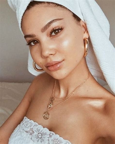 ჯანსაღი კანის საიდუმლო როგორ მოვამზადოთ თაფლის ნიღაბი სახლის პირობებში Marao