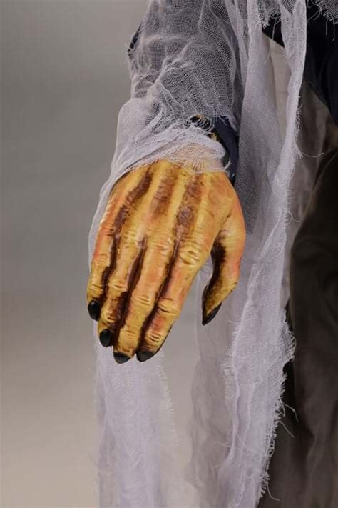 59ft Lumbering Zombie Animatronic Prop Decoration Halloween Animatronics