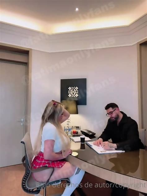 El Director Y La Alumna Onlyfans De La Chuecona