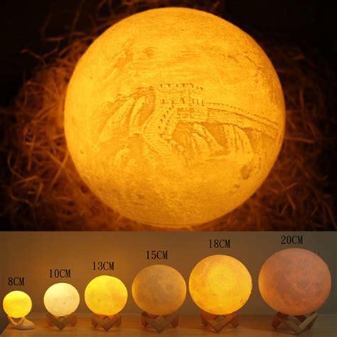 맞춤형 터치 스위치 2 색 3d 인쇄 달 램프 Usb 충전 에너지 절약형 Led 야간 조명 목재 홀더베이스 직경 13cm