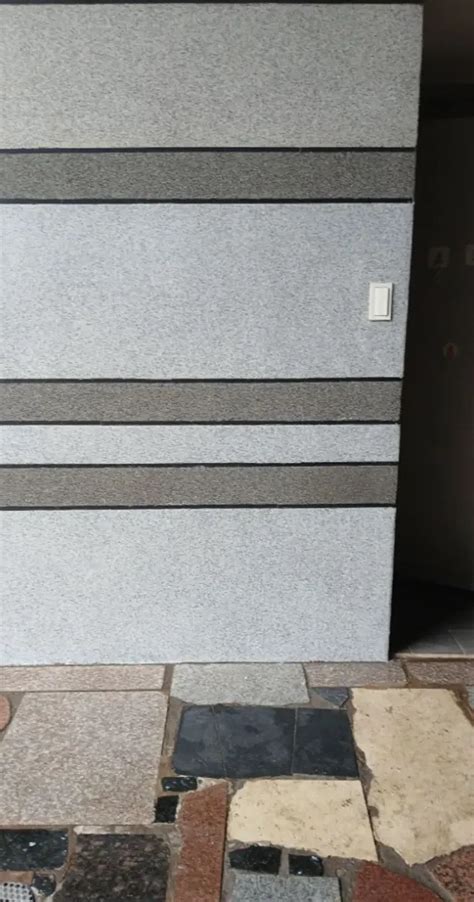 꼼꼼하고 정확하게 작업하심 외벽작업 견적외 페인트 서비스작업 부분도 친절하게 작업해주셨습니다 숨고 숨은고수