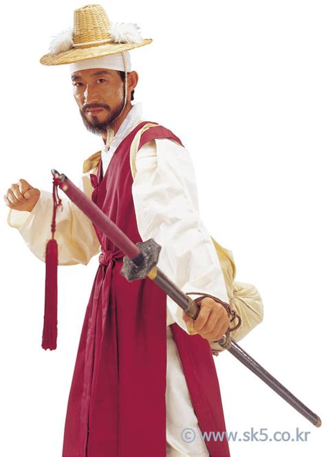 홍길동 인물 이미지 사용조건이 까다롭지 않은 요리사진 100만컷