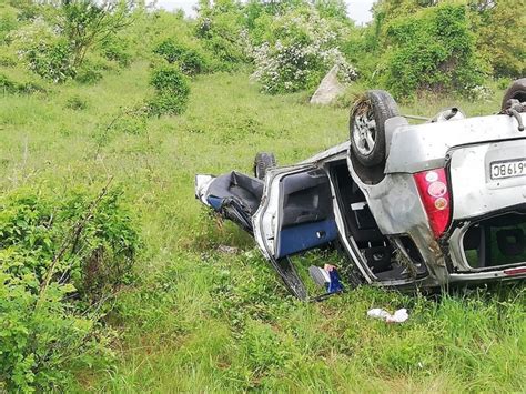 Тежка катастрофа вкара майка и двете й деца в болница