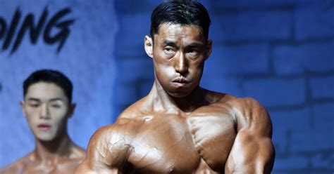 [포토]클래식 피지크 박경기 이것이 바로 근육의 선예도 무사 안양