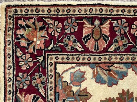 Sarouk Indian Beige And Red 2 6x10 Manoukian Rugs™
