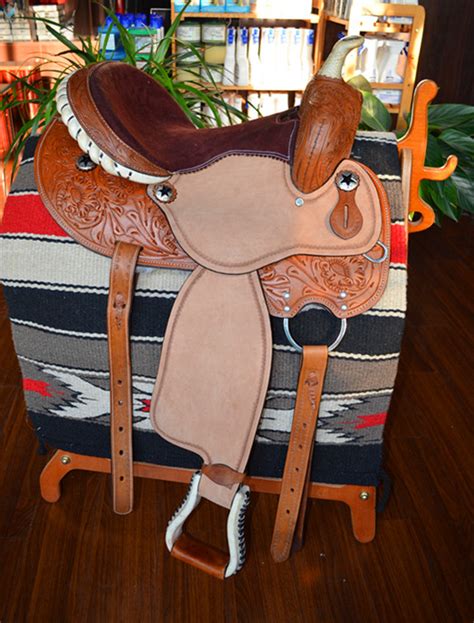 西部马鞍 马鞍 纯手工雕花西部鞍 高级西部鞍 马具 阿里巴巴