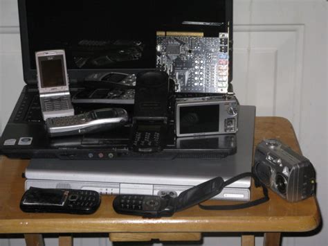 Your Old Electronics Are Actually Mini Gold Mines Pics Izismile Com