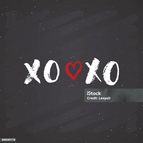 여 자가 브러쉬 문자와 기호 그런 지 Calligraphiv C 포옹 및 키스 문구 인터넷 속어 약어가 여 자가 기호 칠판 배경 벡터 일러스트 레이 션 격언에 대한 스톡