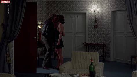Naked Giuliana Calandra in La Dernière femme